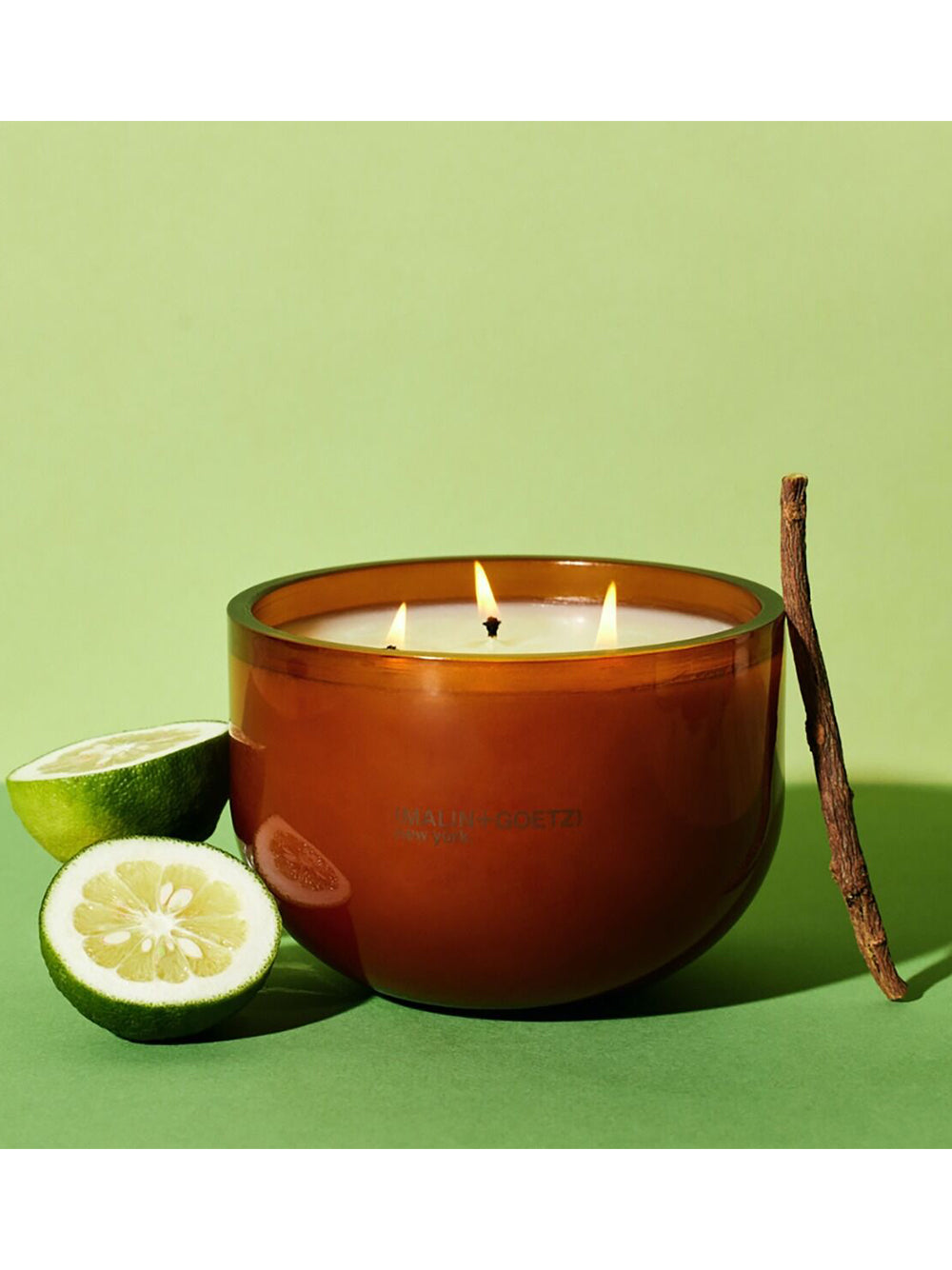 MALIN + GOETZ-BERGAMOT SUPER CANDLE - 780 GR-40300999 780 GR – La Ferramenta Bologna